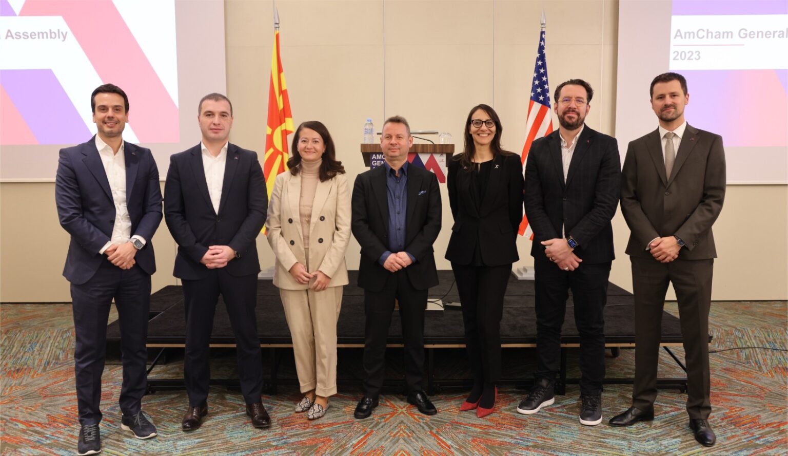AmCham - AmCham